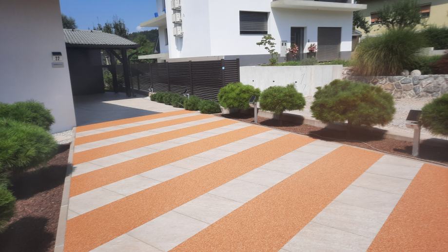 Sanacija dvorišč lepljenpesek.si 031 747 413