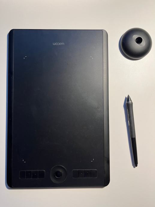 Wacom Intuos Pro M (2017) - PTH-660