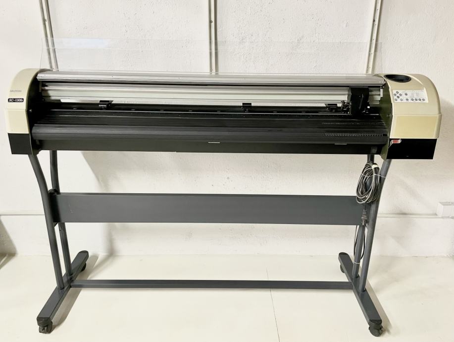 Mutoh SC-1300 (rezalnik folije)