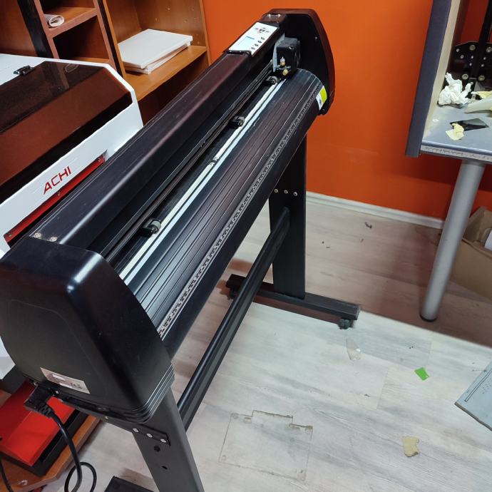 Rezalnik ploter za folije