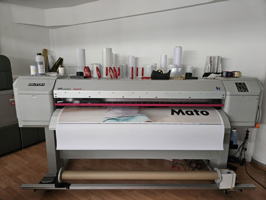 Tiskalnik MUTOH 1624 X