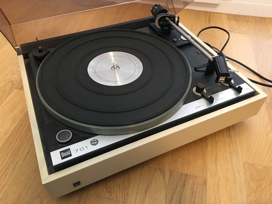Gramofon Dual CS 701