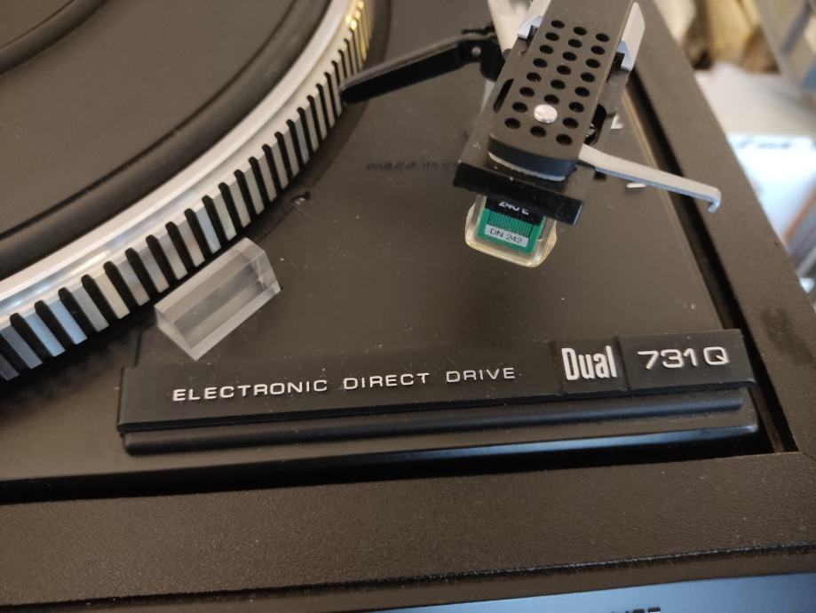 GRAMOFON DUAL 731Q - ODLIČNO STANJE