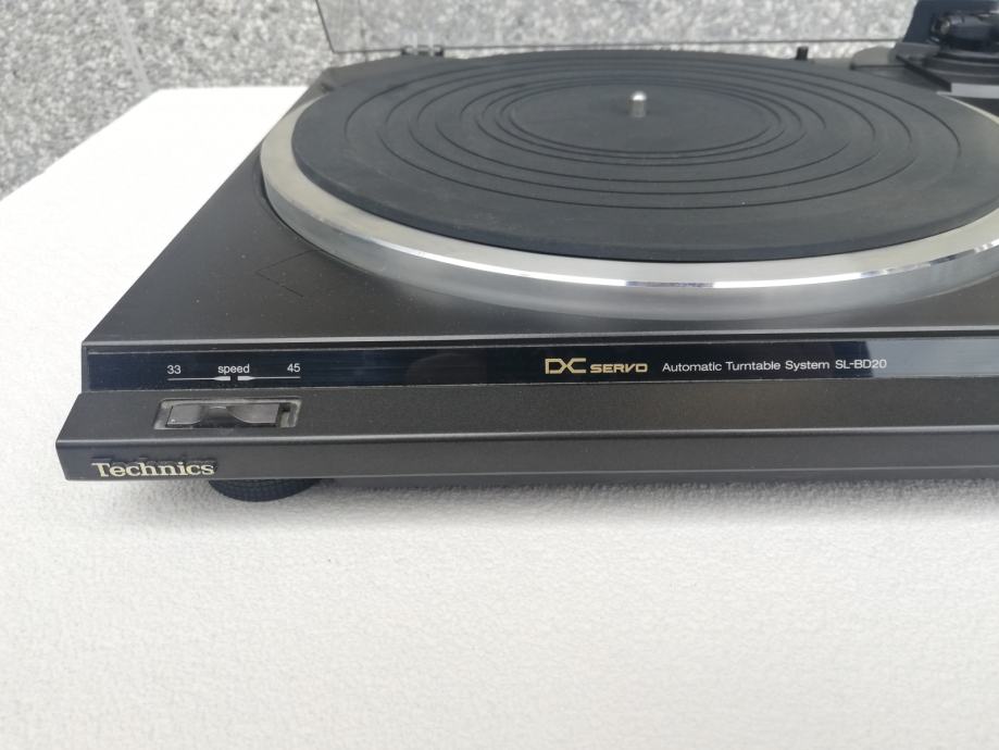 Gramofon Technics SL-BD20