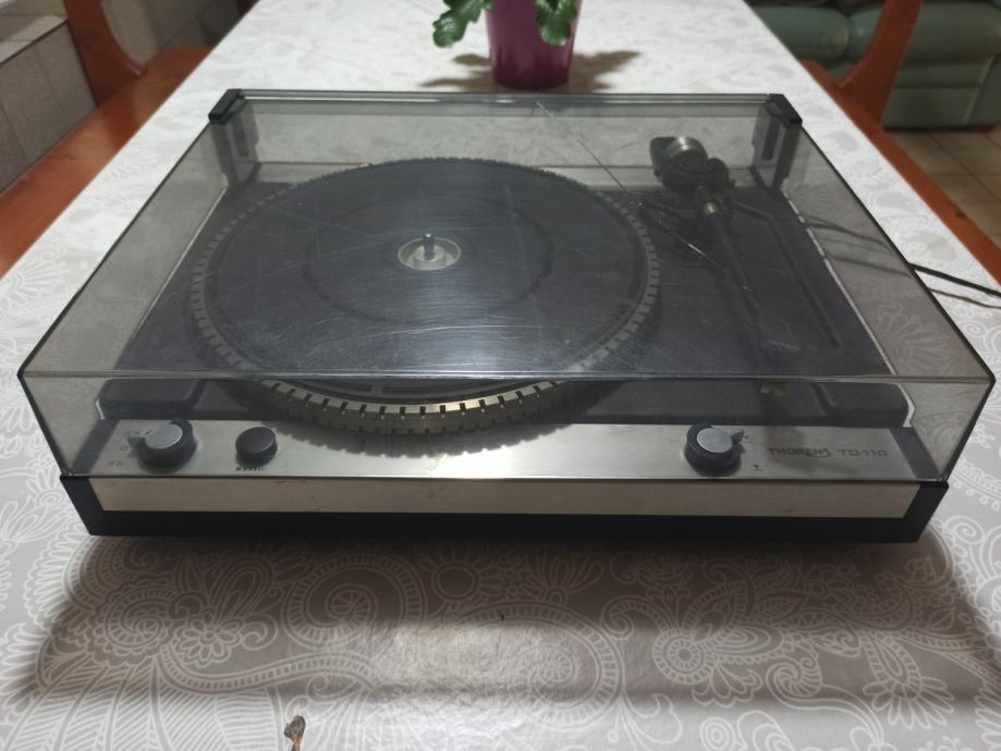 Gramofon Thorens TD-110