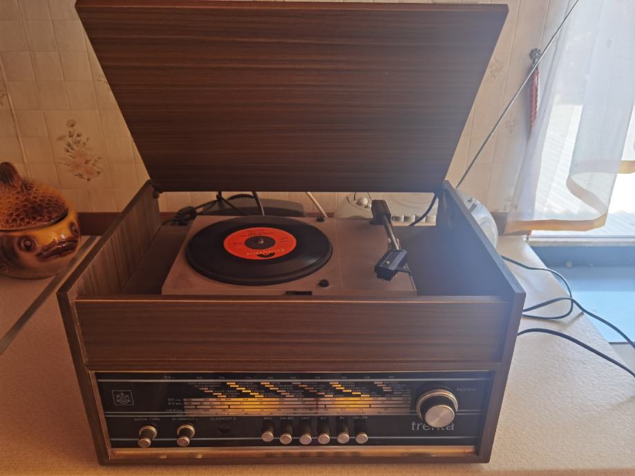 Retro radio/gramofon Trenta