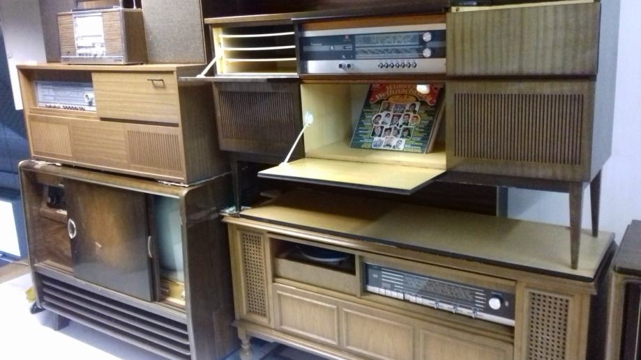 Stara Hifi oprema (gramofoni,radio,televizor,magnetofon)