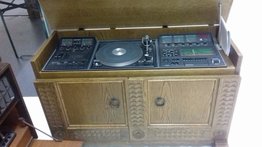 Stara Hifi oprema (gramofoni,radio,televizor,magnetofon)