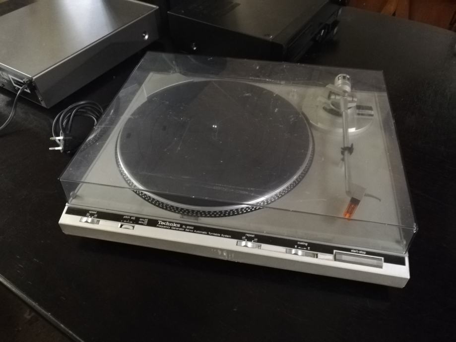 Technics SL-B300 avtomatski gramofon