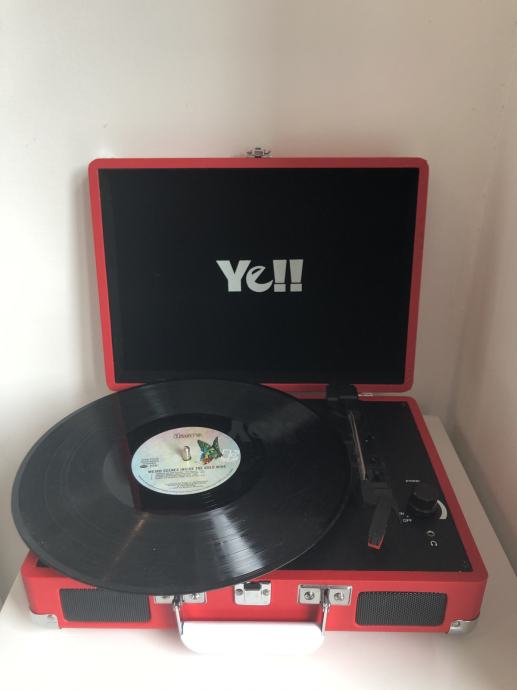 Ye!! Sound Solutions Gramofon Retro
