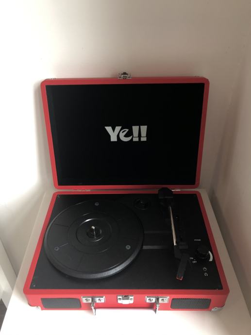 Ye!! Sound Solutions Gramofon Retro