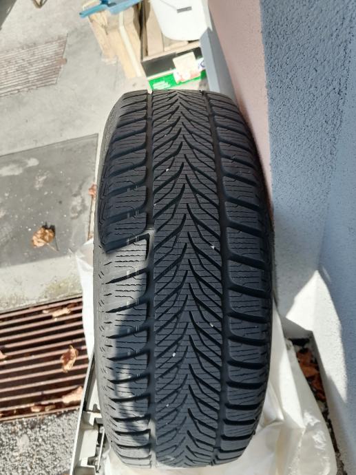 gume 205/55R16 platišča 5x115