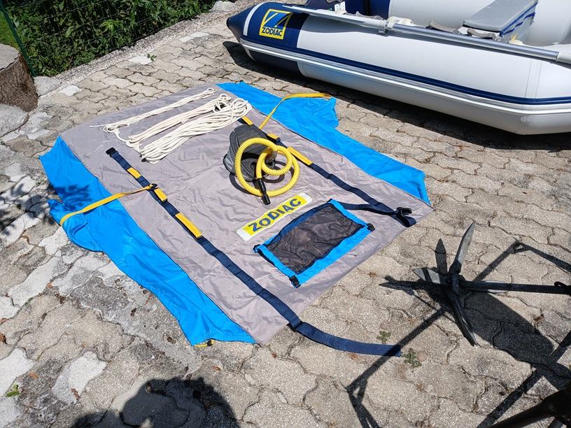 Čoln ZODIAC 285 S in izvenkrmni motor TOHATSU M3,5 BS2