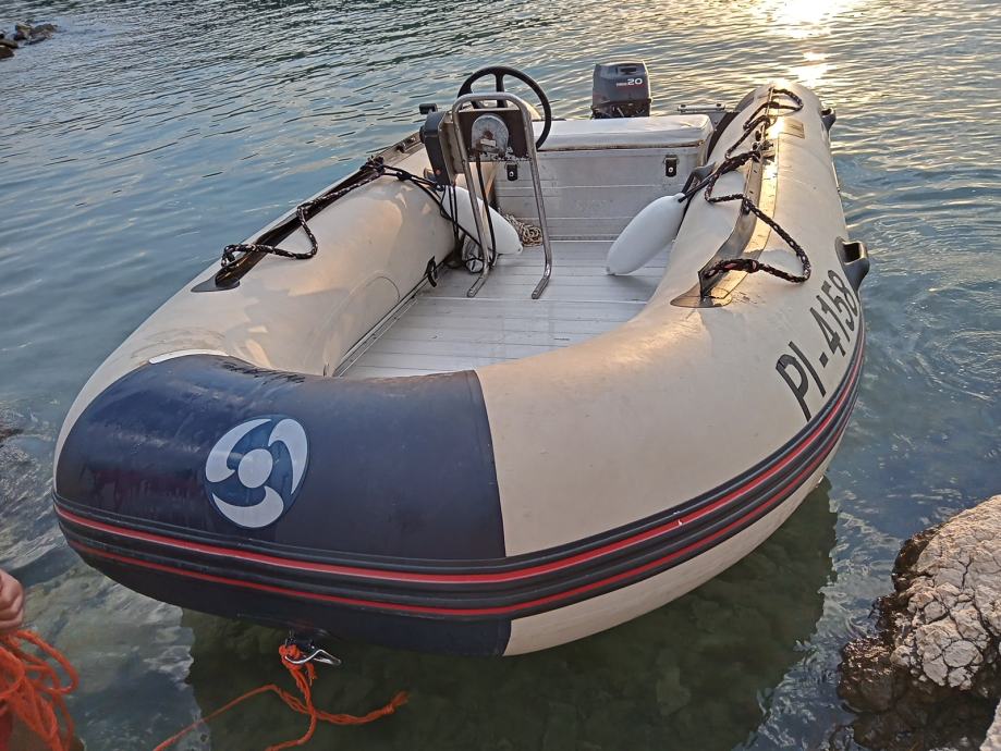 Gumenjak Yamaha YAM 400S prodam
