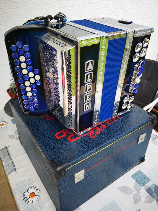 DIATONIČNA HARMONIKA - ALPEN 30-3-2 (Uglasitev C-F-B)