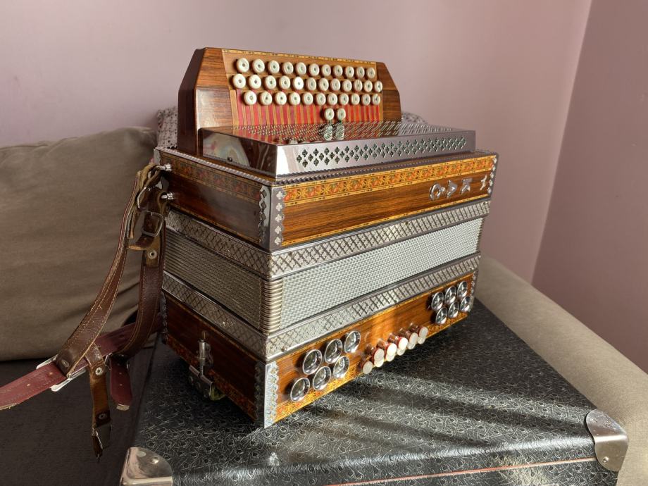 Diatonična harmonika KAČ, uglasitev CFB