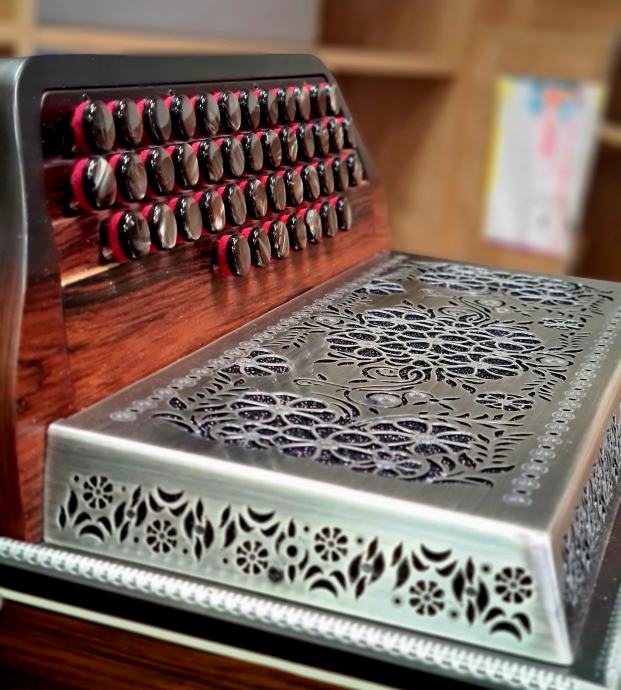 Nova Diatonična harmonika MUNDA CFB 38 model B.Klavžar