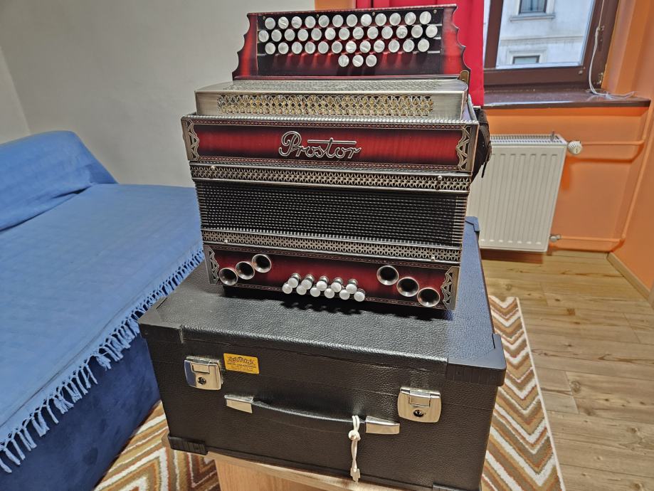 Diatonična harmonika Prostor CFB