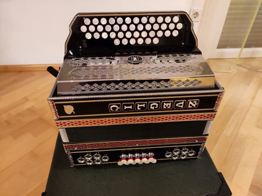 Diatonična harmonika ŽVEGLIČ CFB