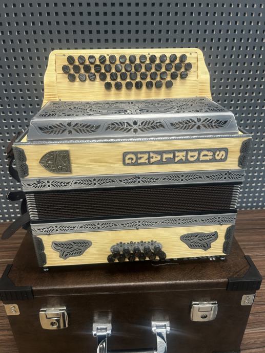 Harmonika Südklang _ CFB / skoraj nova