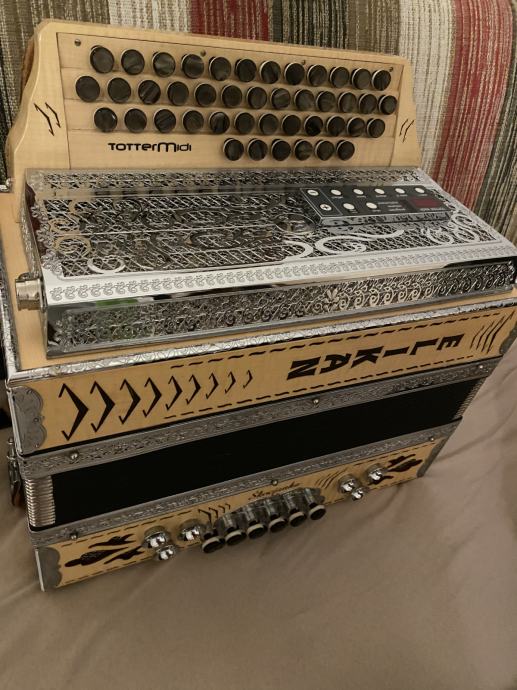 Harmonika Elikan s Totter Midi TM4-LUX - CFB