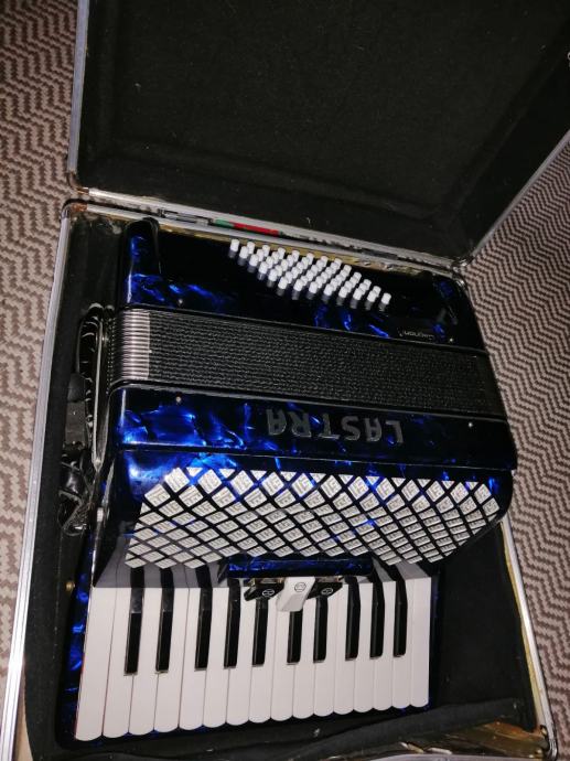 Harmonika Lastra 48 basna prodam