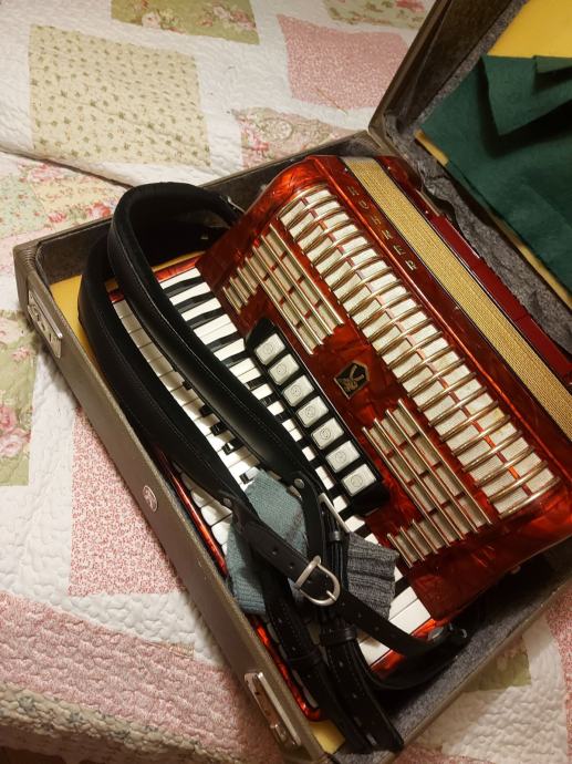 Harmoniki Hohner Verdi II N 96 in Hohner Verdi I, odlično ohranjeni