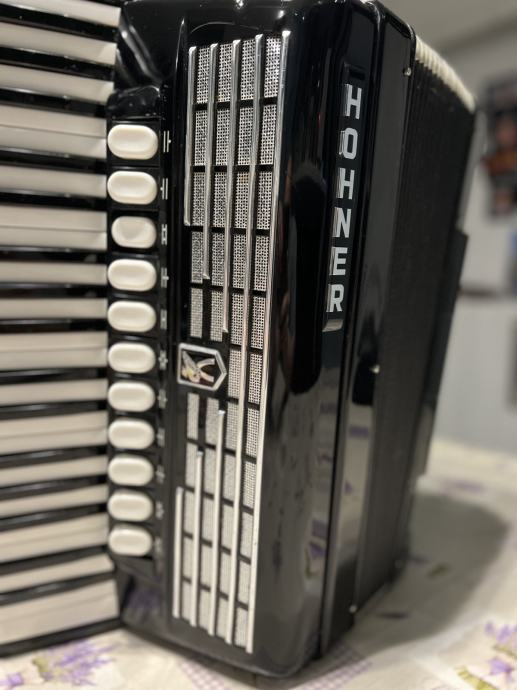 HOHNER Favorit IV P 96