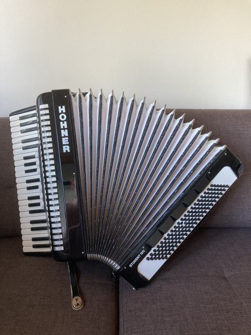 Hohner student 120 basna