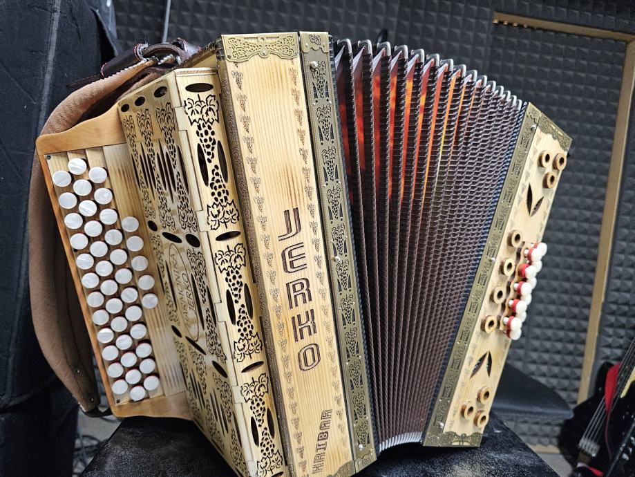 Jerko CFB 38 cm harmonika