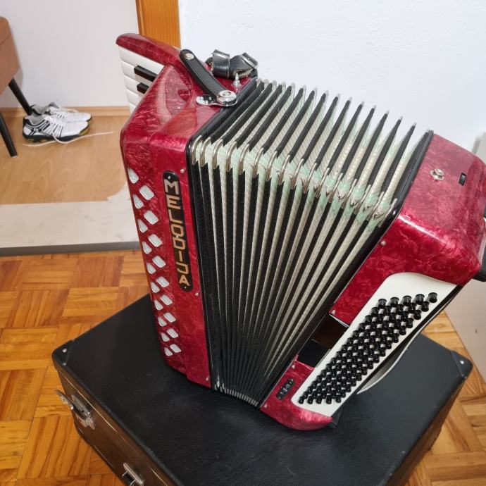 Klavirska Harmonika Melodija Violeta 80 basna