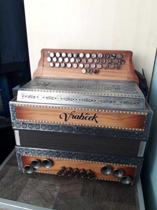 Prodam harmoniko vrabcek