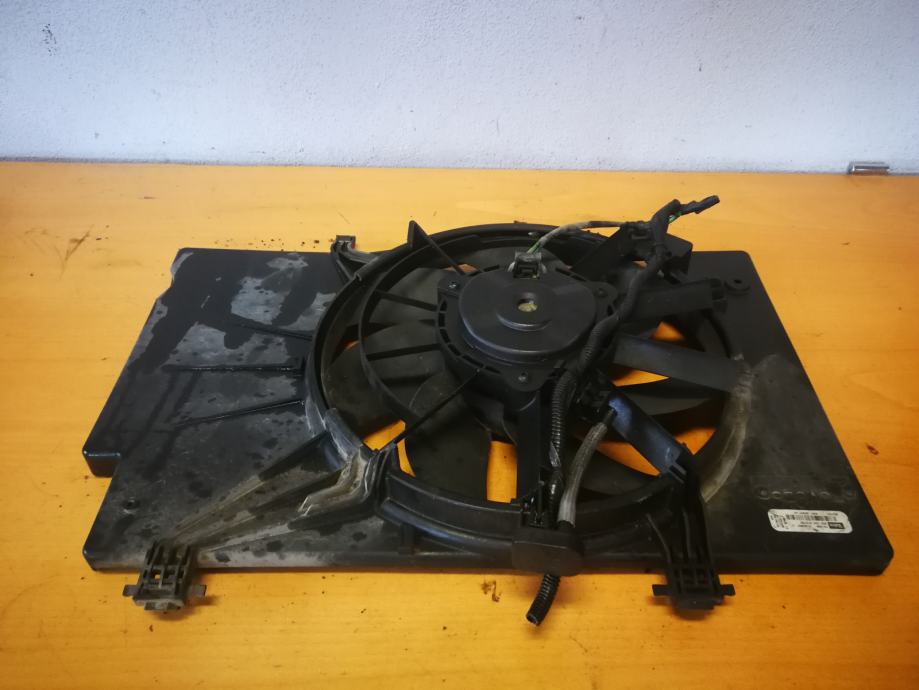 Ford Fiesta ventilator motorja 08- 1.4i