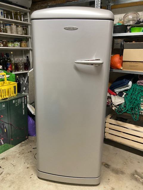 HLADILNIK RETRO GORENJE