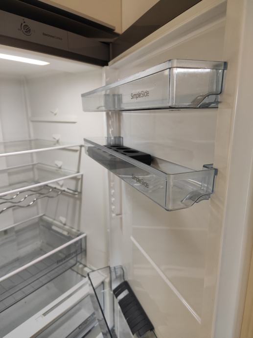 Police in predali za hladilnik gorenje NRK6191gx