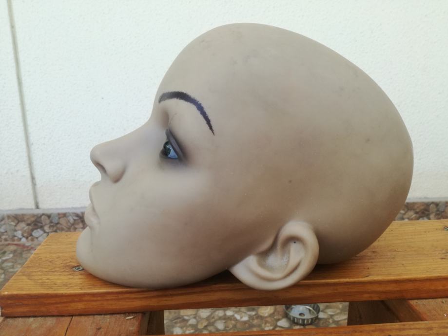 Plastična glava