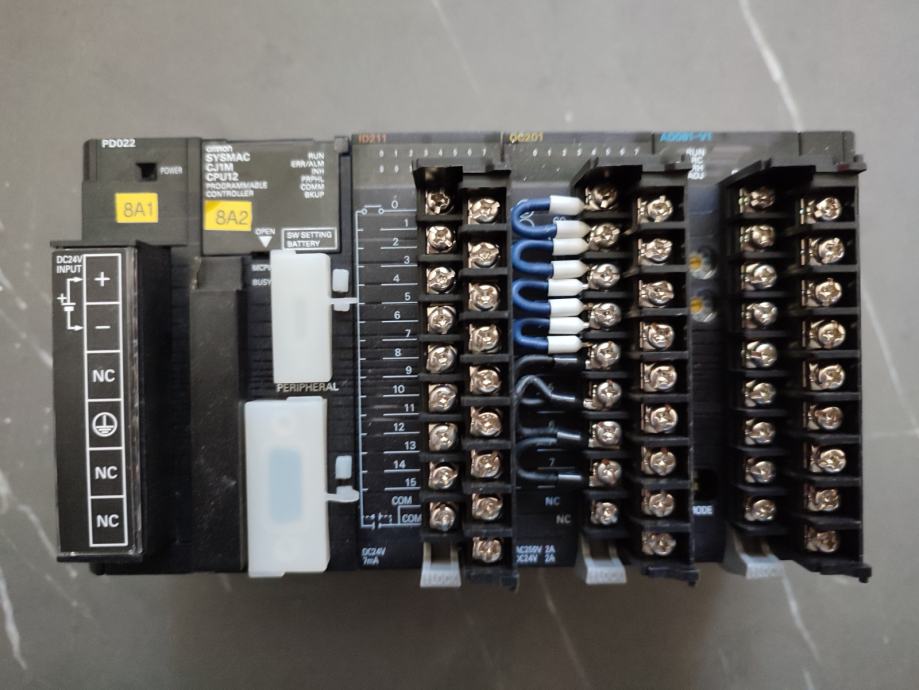 PLC omron sysmac cj1m cpu12