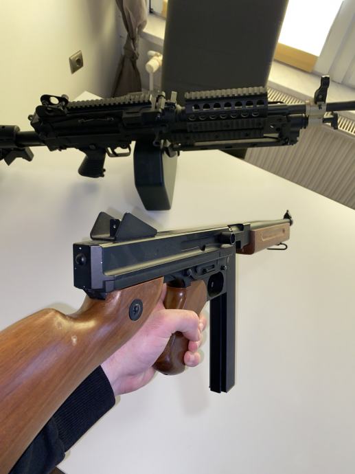 Puška AEG Thompson M1A1