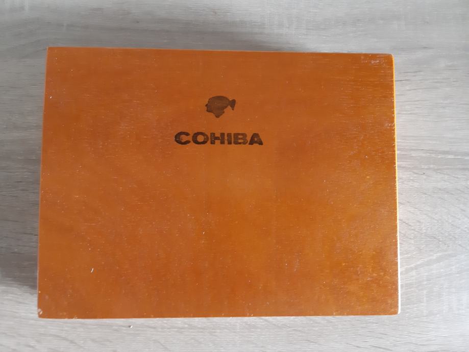 Škatla Cohiba Esplendidos za cigare