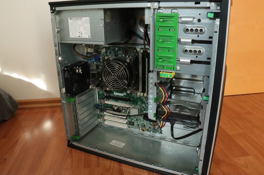 HP Compaq Elite 8300 convertible microtower