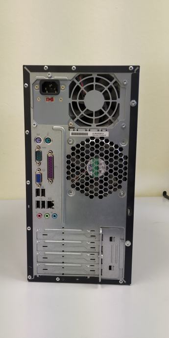 Namizni računalnik HP Compaq dx2200 Microtower