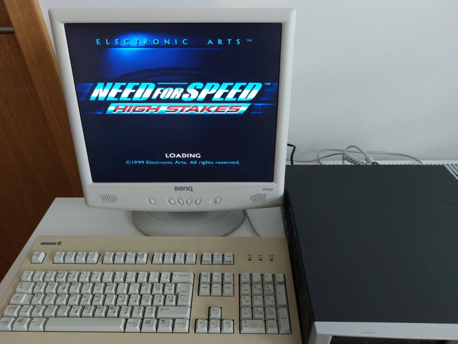WINDOWS 98 PC - COMPAQ EVO