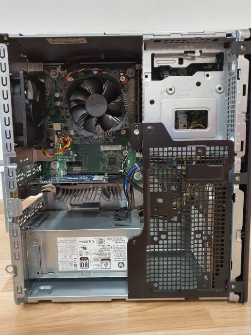 Računalnik HP Pavilion (i5 10400F, 16GB RAM, 512GB NVMe SSD, 1TB HDD)