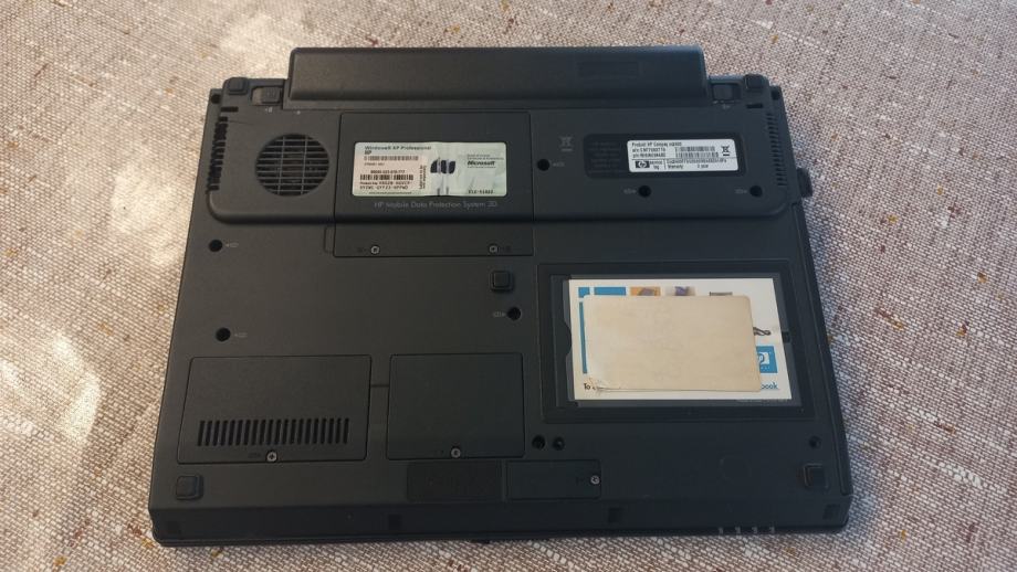 HP Compaq NC2400 poslovni mini prenosnik 12.1 - tudi po delih!