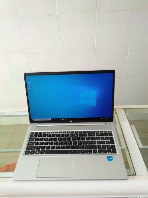 HP ProBook 450 G8 15,6 11.Gen Intel i5-1135g7 8gb 512gb Kamera FHD