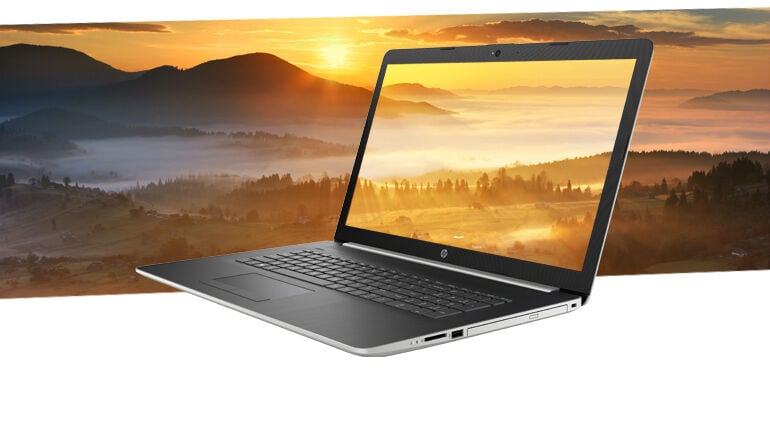 HP RYZEN 5 prenosnik 17,3 - ( WINDOWS 11 PRO ) - Prenosni računalnik