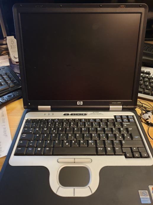 prenosnik HP Compaq NC6000 - za dele - brez trdega diska