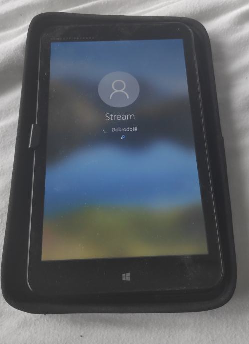 HP Stream 8 (windows 8/10 tablica z ovitkom)