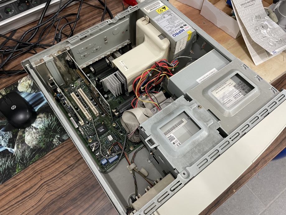 Retro PC IBM 300GL model 6563-22g z win98se