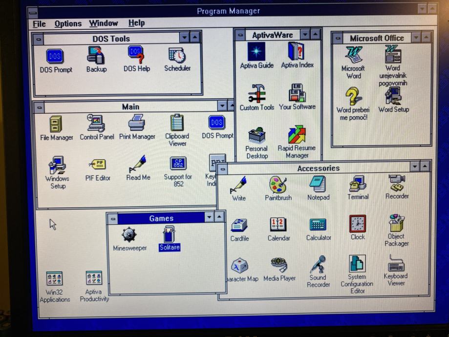 IBM Aptiva 2144 vintage računalnik (Pentium 75, 16MB RAM, 1GB disk)